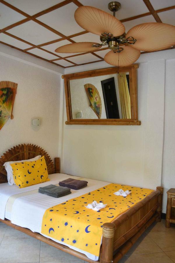 DOLPHIN HOUSE RESORT MOALBOAL 5⋆ ::: PHILIPPINES ::: COMPARE HOTEL RATES